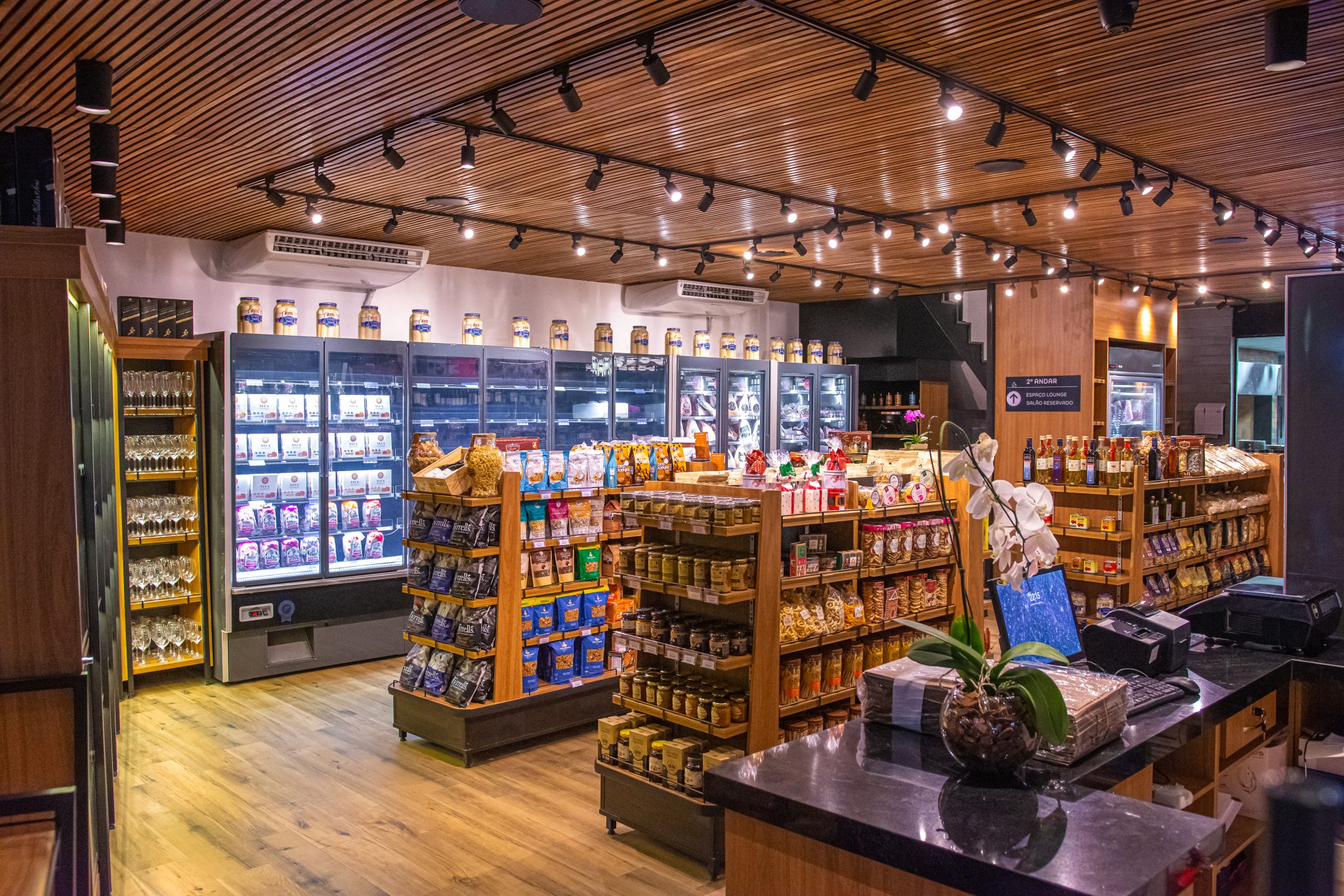 BRAZZA SMOKEHOUSE – Restaurante